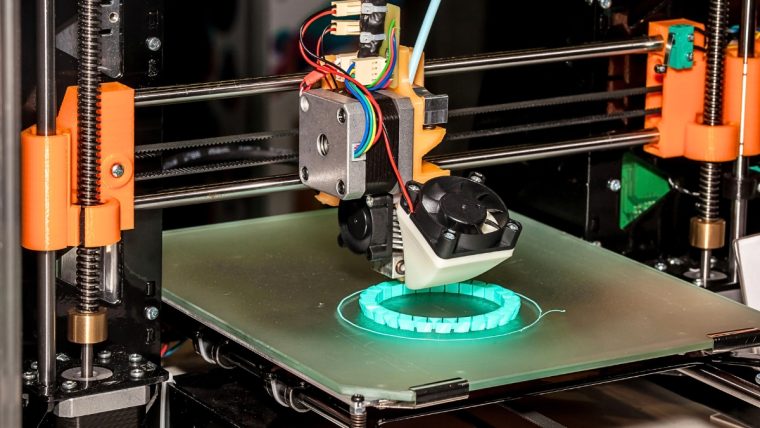 10 Alat 3D Printing, Wajib Ada Sebelum Mencetak Objek! - FOMU